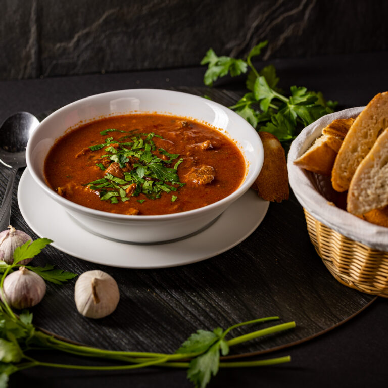 Menu – Chito & Gvrito